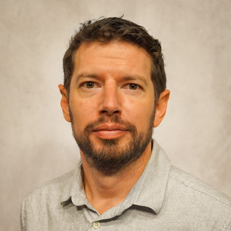 15 Essential Emergency Text Messages Examples for Businesses